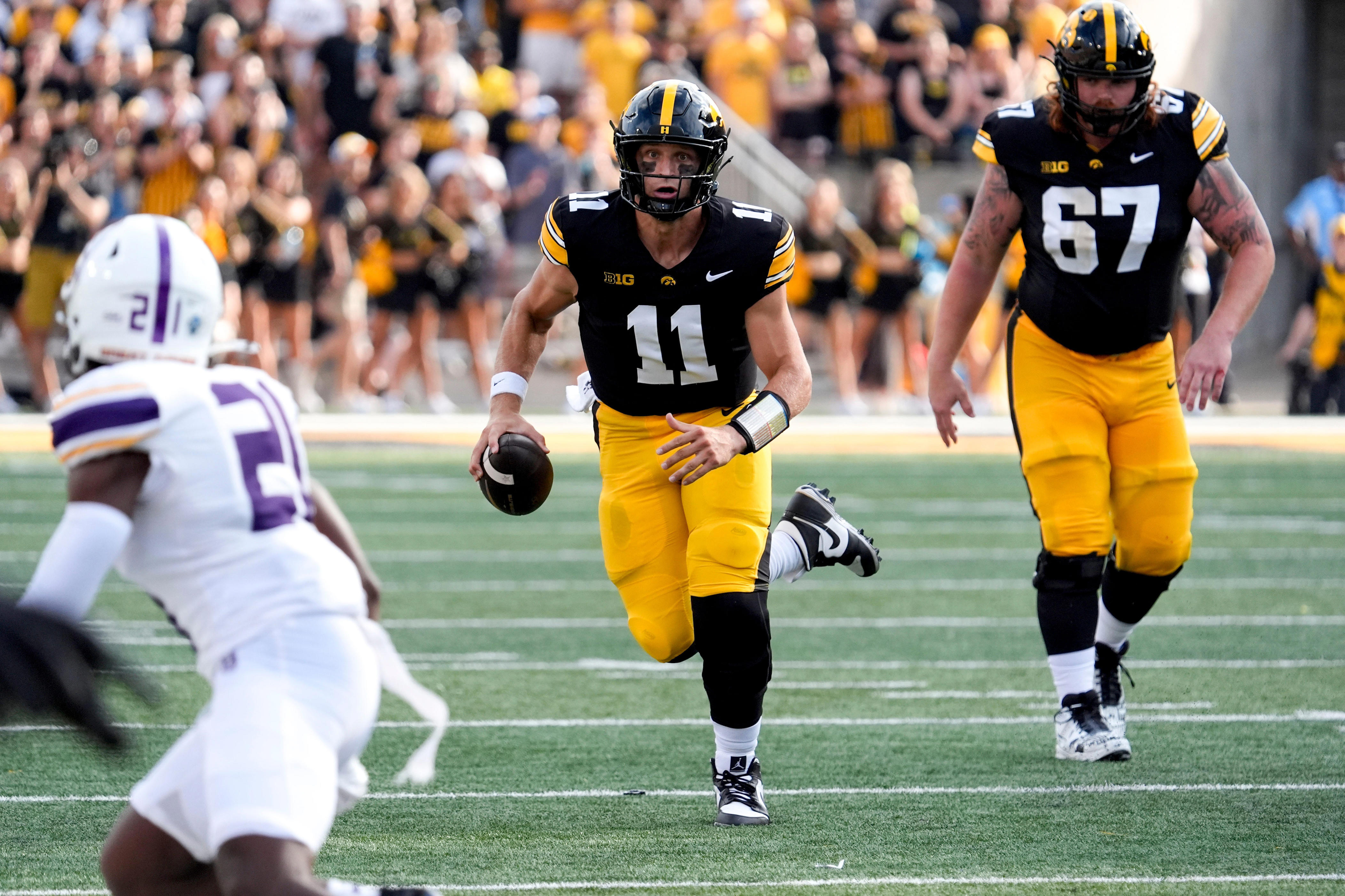 Iowa football QB Mark Gronowski puts fans through temporary injury scare