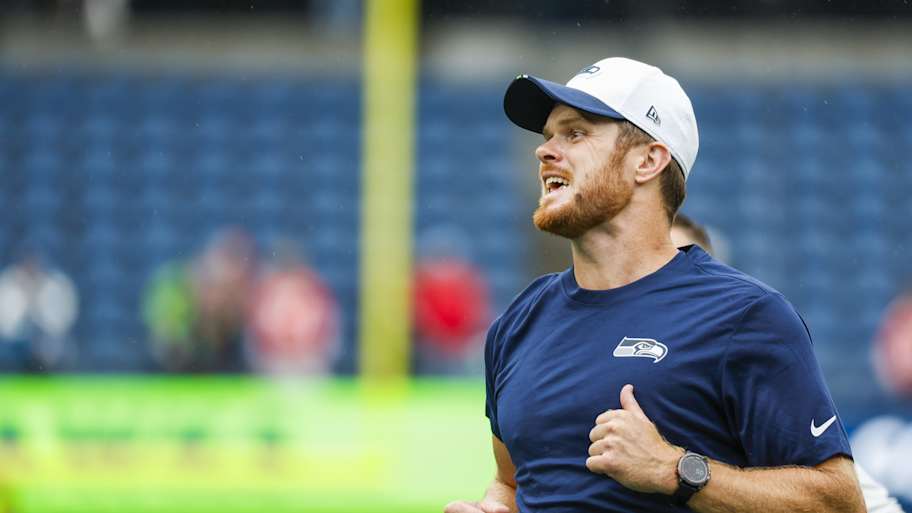 NFL analyst predicts Seahawks-Rams game comes down to thrilling final drive