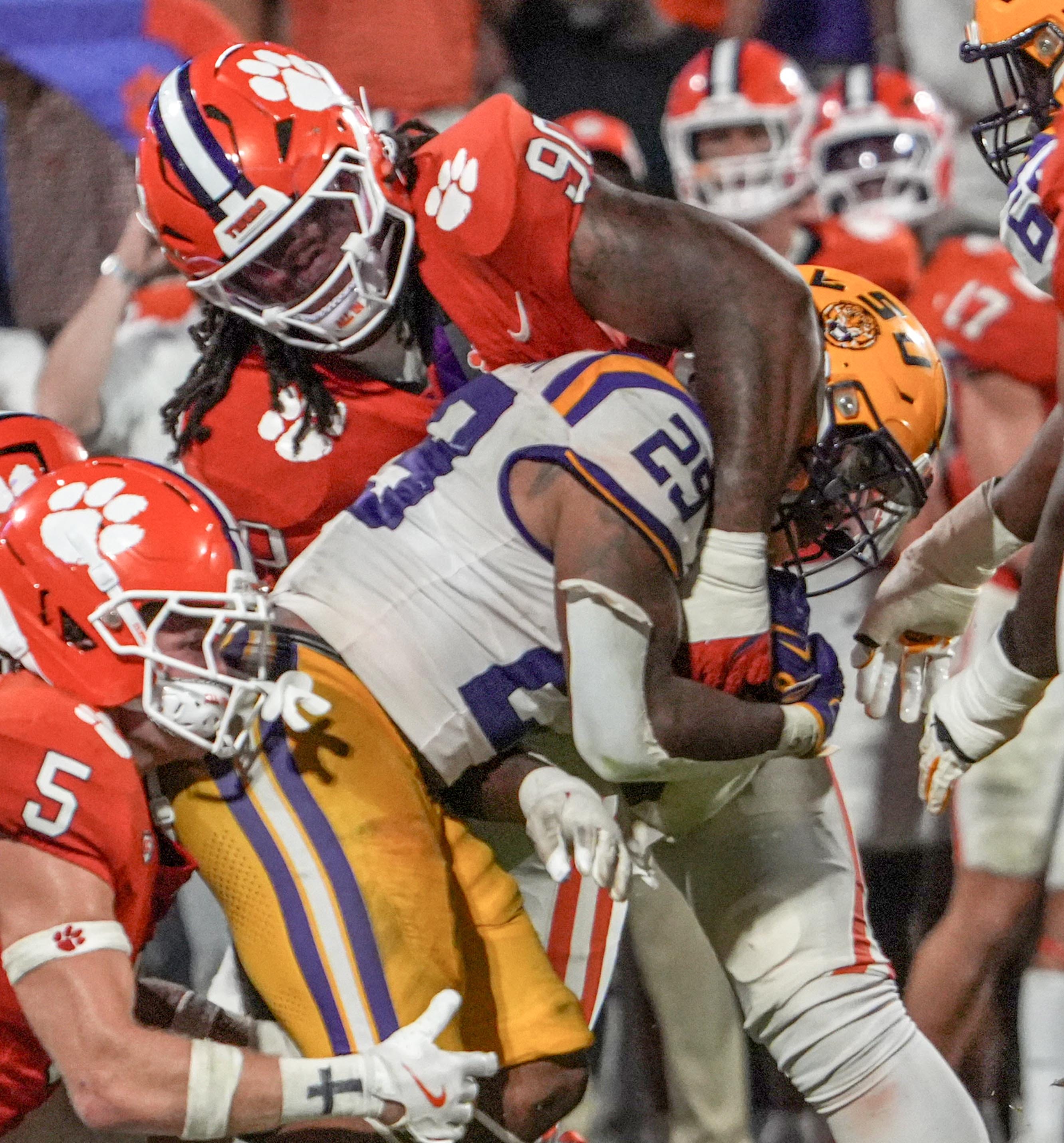 Clemson football starting DT Stephiylan Green enters transfer portal