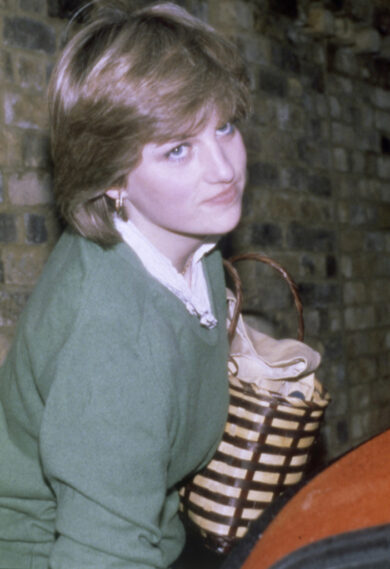 Lady Diana, 28 anni fa morì a Parigi – La sua vita in 5 foto