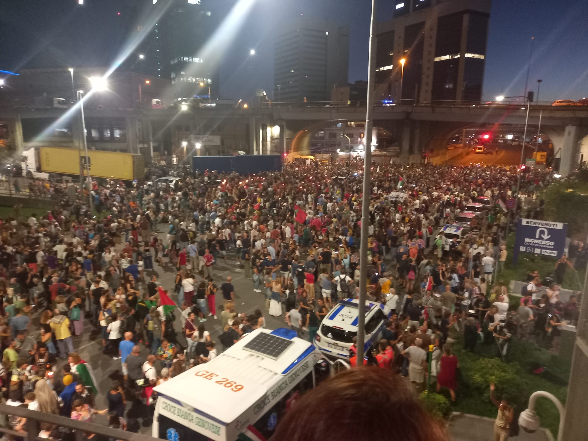 Global Samud Flotilla verso Gaza, ieri a Genova in 40mila in piazza