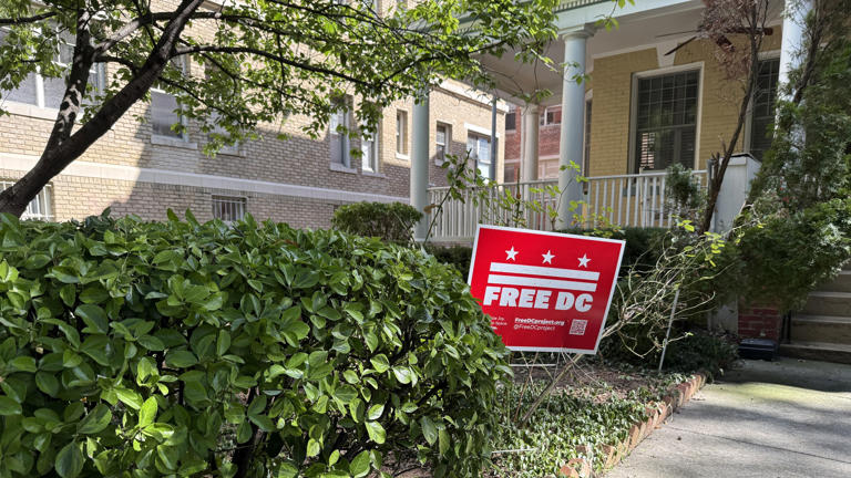 Face à ICE : les résistants du quartier Mount Pleasant à Washington