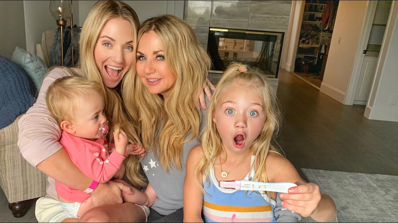 Family Announces Pregnancy to Loved Ones