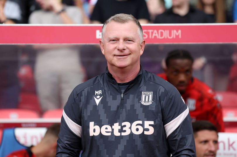 Mark Robins sets up intriguing Stoke City transfer deadline day