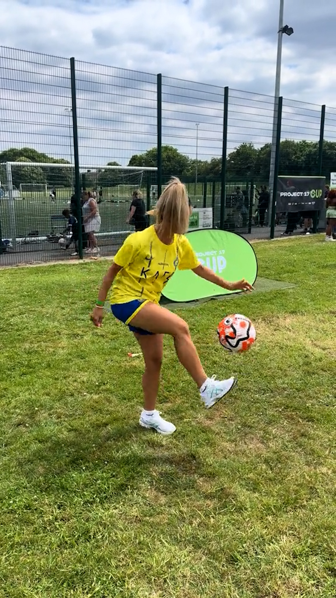 Creative Approach to Ball Juggling – Soccer