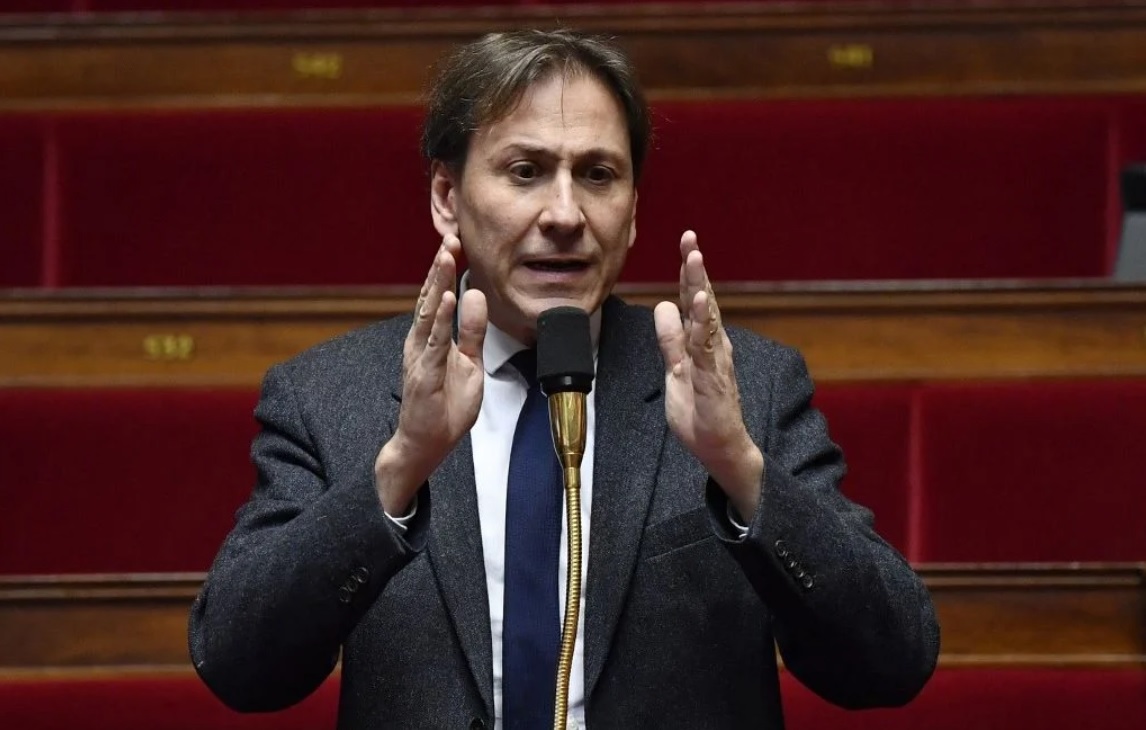 « Les marchés financiers ont besoin d'un pays qui tourne correctement ...