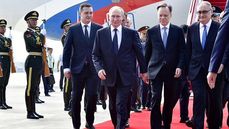 Putin arrives in China for key regional security summit amid stalled ...