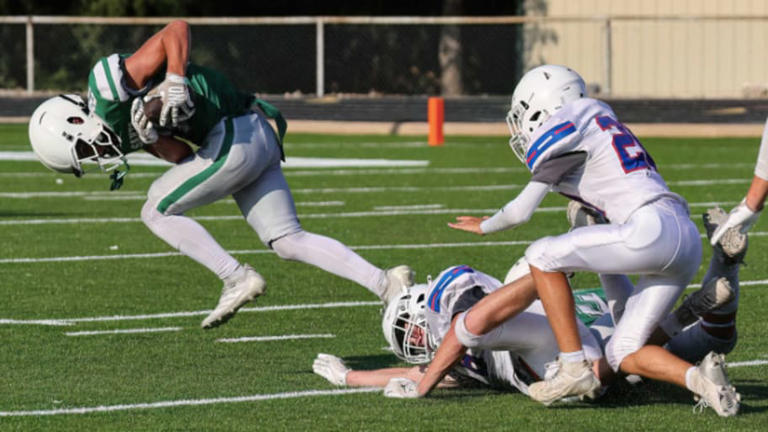Photos: Graham vs. Santo in Texas Varsity football showdown - Aug. 28, 2025