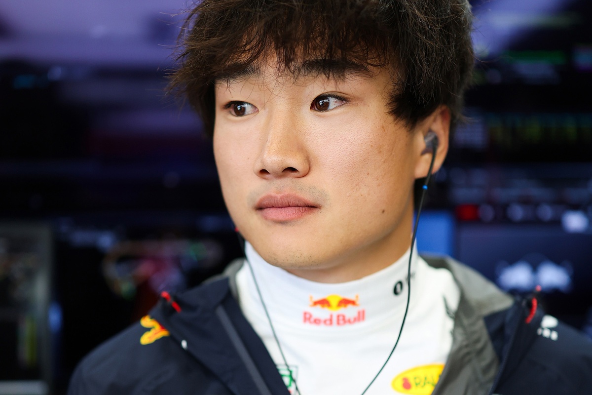 Red Bull fixe une échéance à Yuki Tsunoda pour sauver son baquet