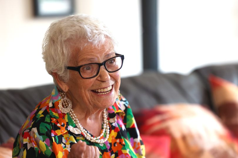 'Gipsy queen' nan, 91, tracked down after dancing video goes viral