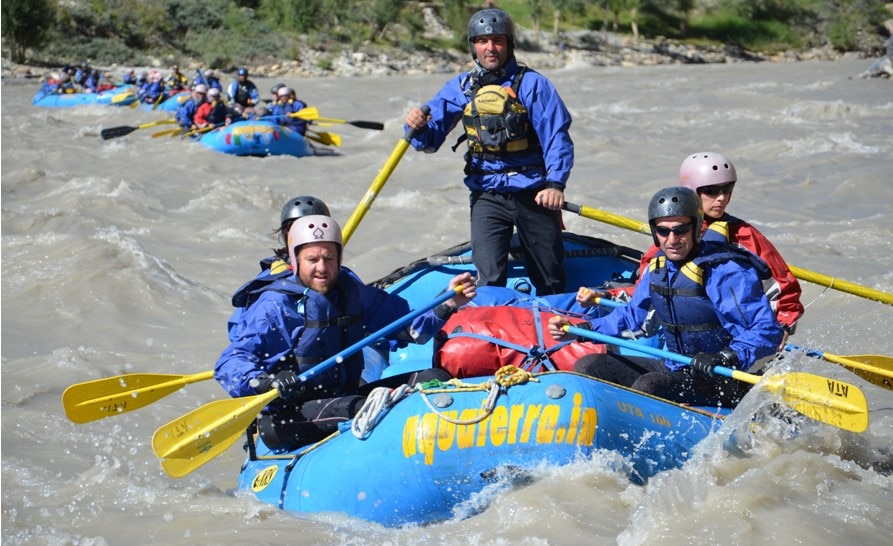 How to stay safe and enjoy the thrill of rafting with these simple tips
