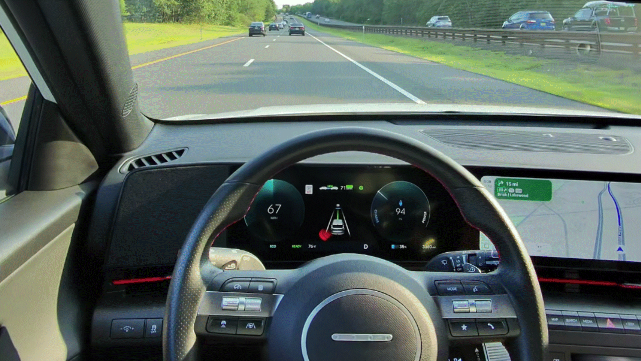 Nissan Leaf vs. Hyundai Kona Electric: Here's the budget EV I'd ...