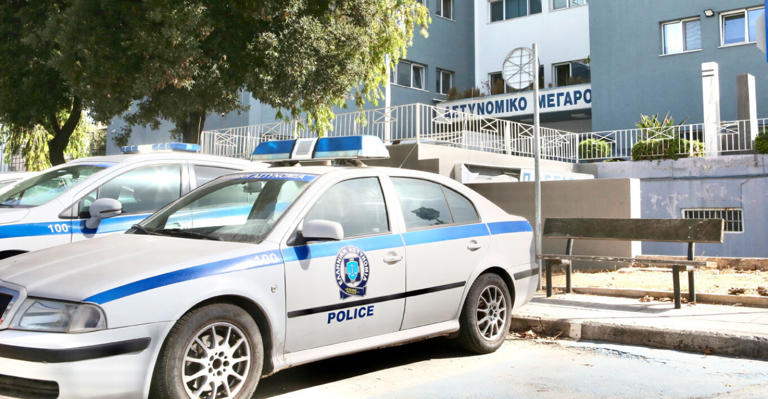 «Μην μου το κάνεις αυτό. Άσε με να φύγω»! Συνελήφθη και εκλιπαρούσε η ...