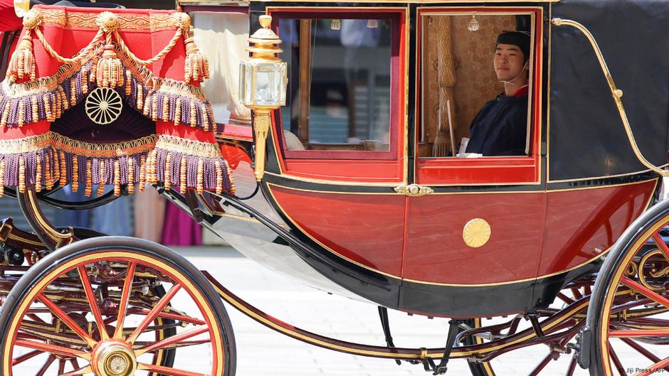 Japan's Prince Hisahito adorned in coming-of-age ceremony