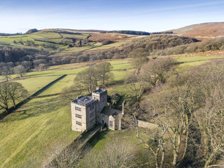 7 beautiful market towns and villages in Derbyshire to explore this ...