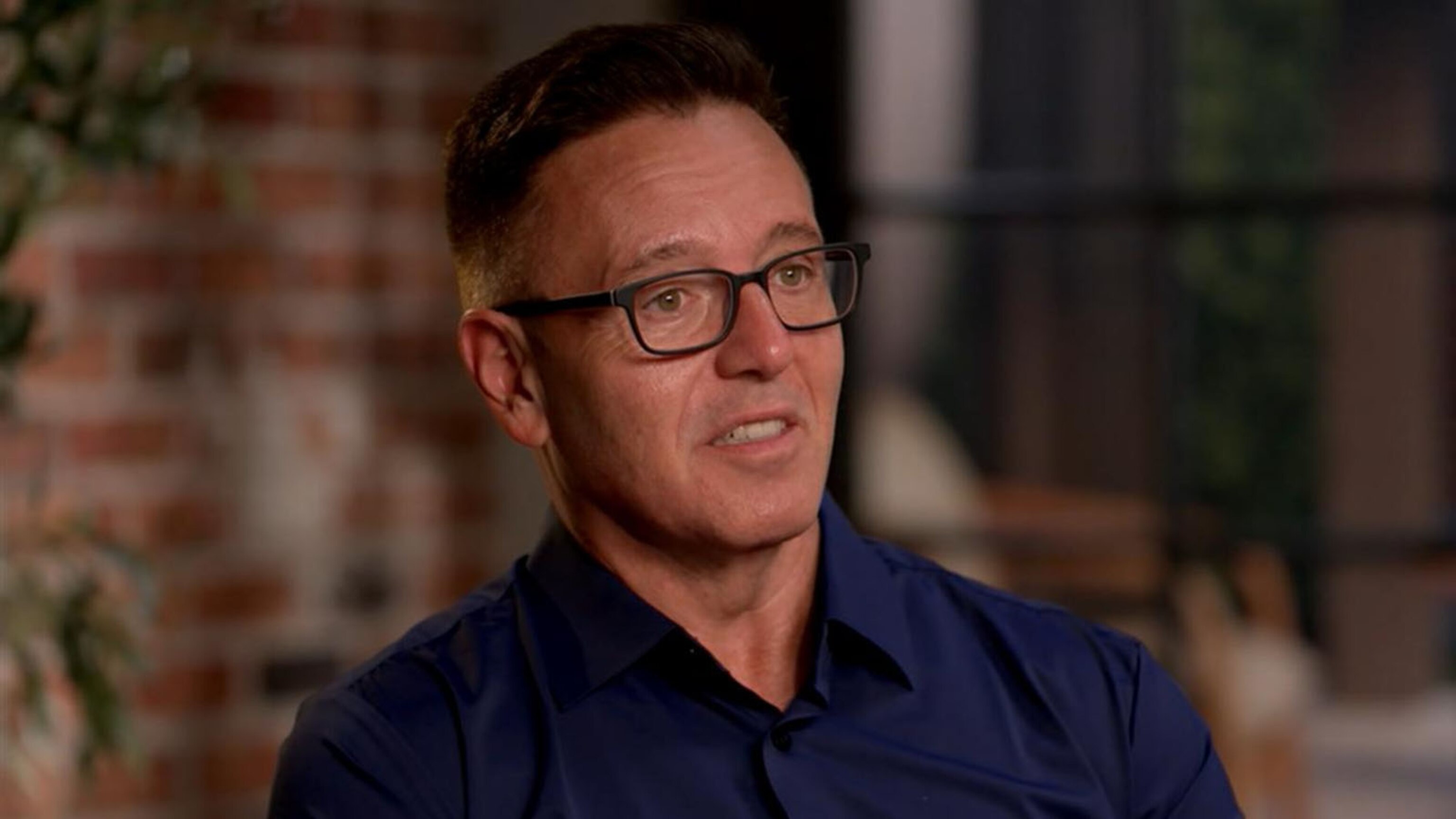 New book reveals partnership between famed psychic medium and FBI agent