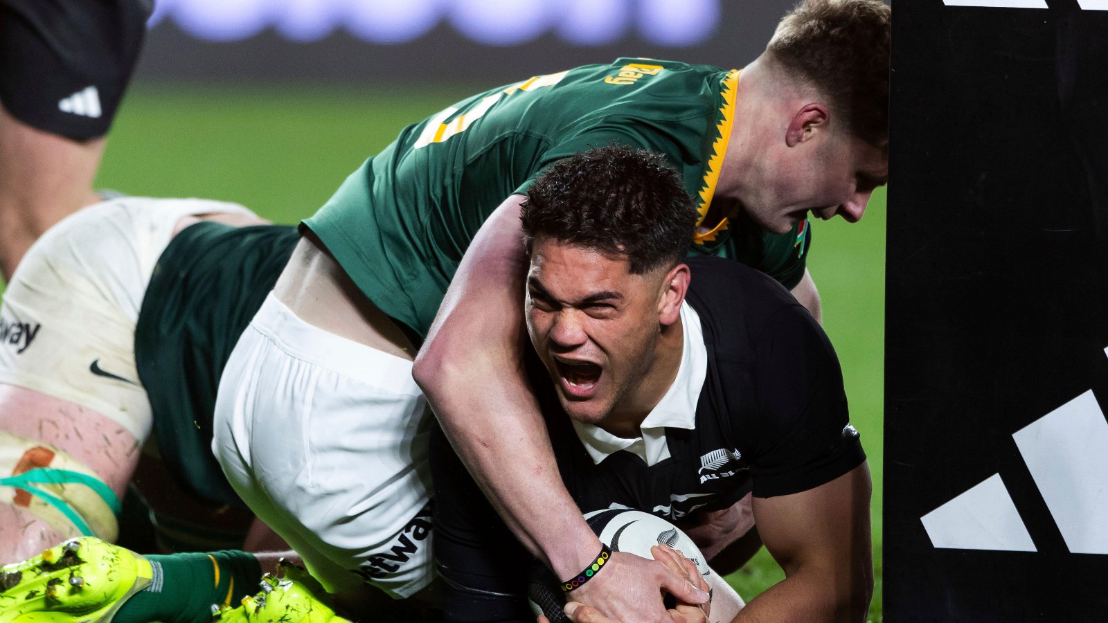 All Blacks power past error-ridden Springboks to extend unbeaten Eden ...