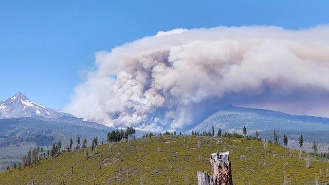 How an Oregon ranger’s hunch saved hundreds from the path of the 2020 ...