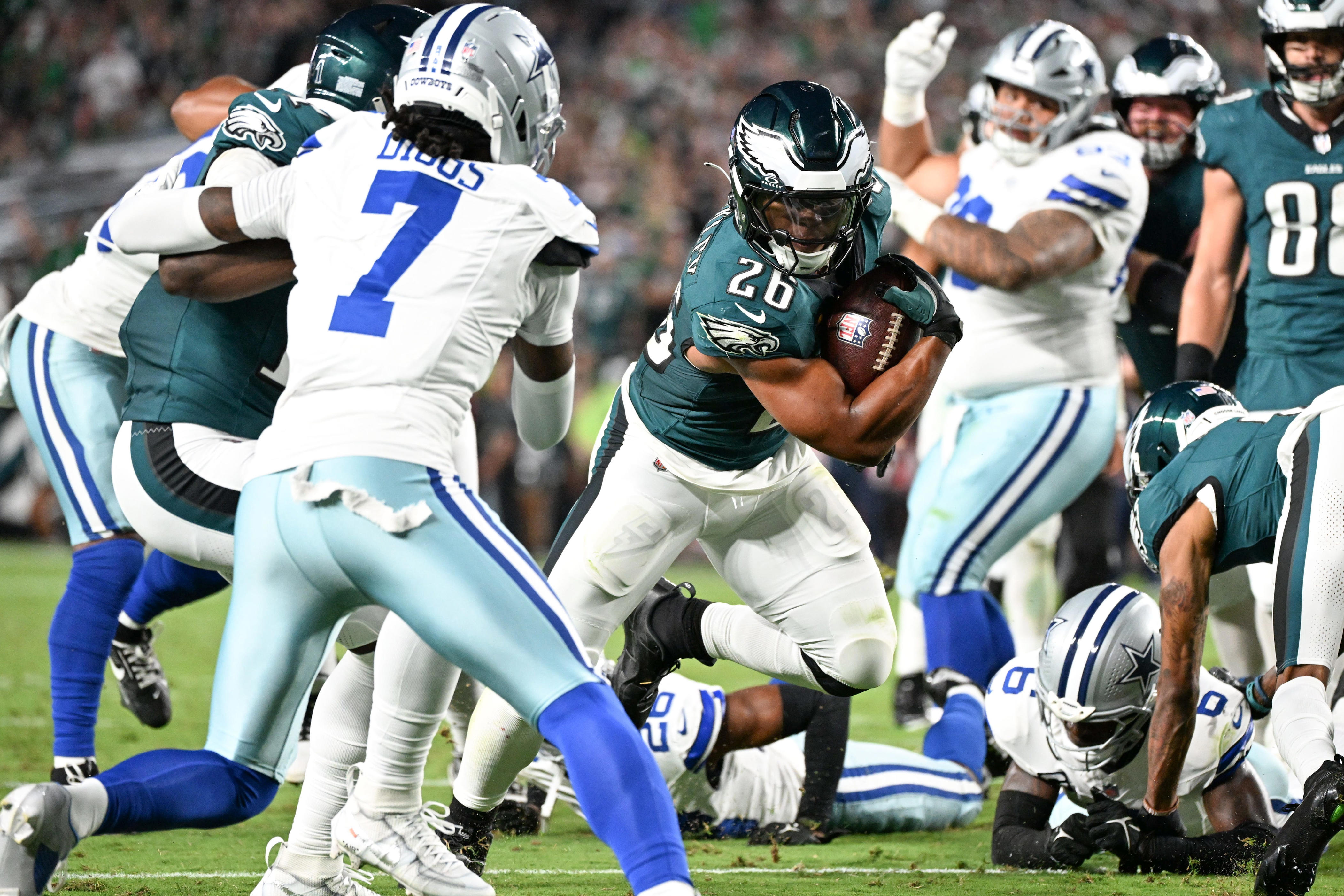 Seventh round draft pick Jay Toia makes NFL debut, plays significant ...