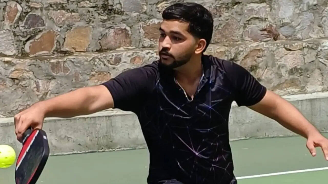 Rohan Singh vs Jivansh Sangwan Men's U-18 Singles Final: Rohan Clinches ...