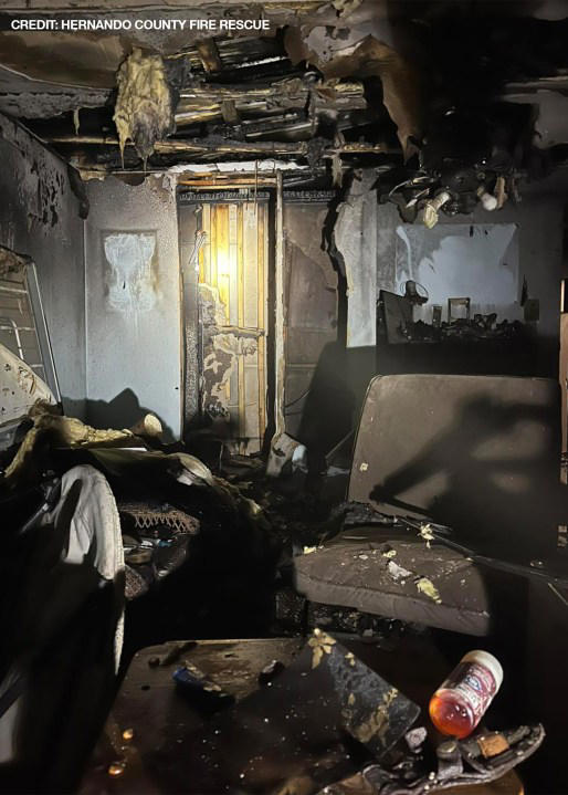 2 treated for smoke inhalation after mobile home fire in Brooksville