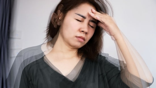 Neurologist reveals what vertigo feels like; shares types, symptoms and ...