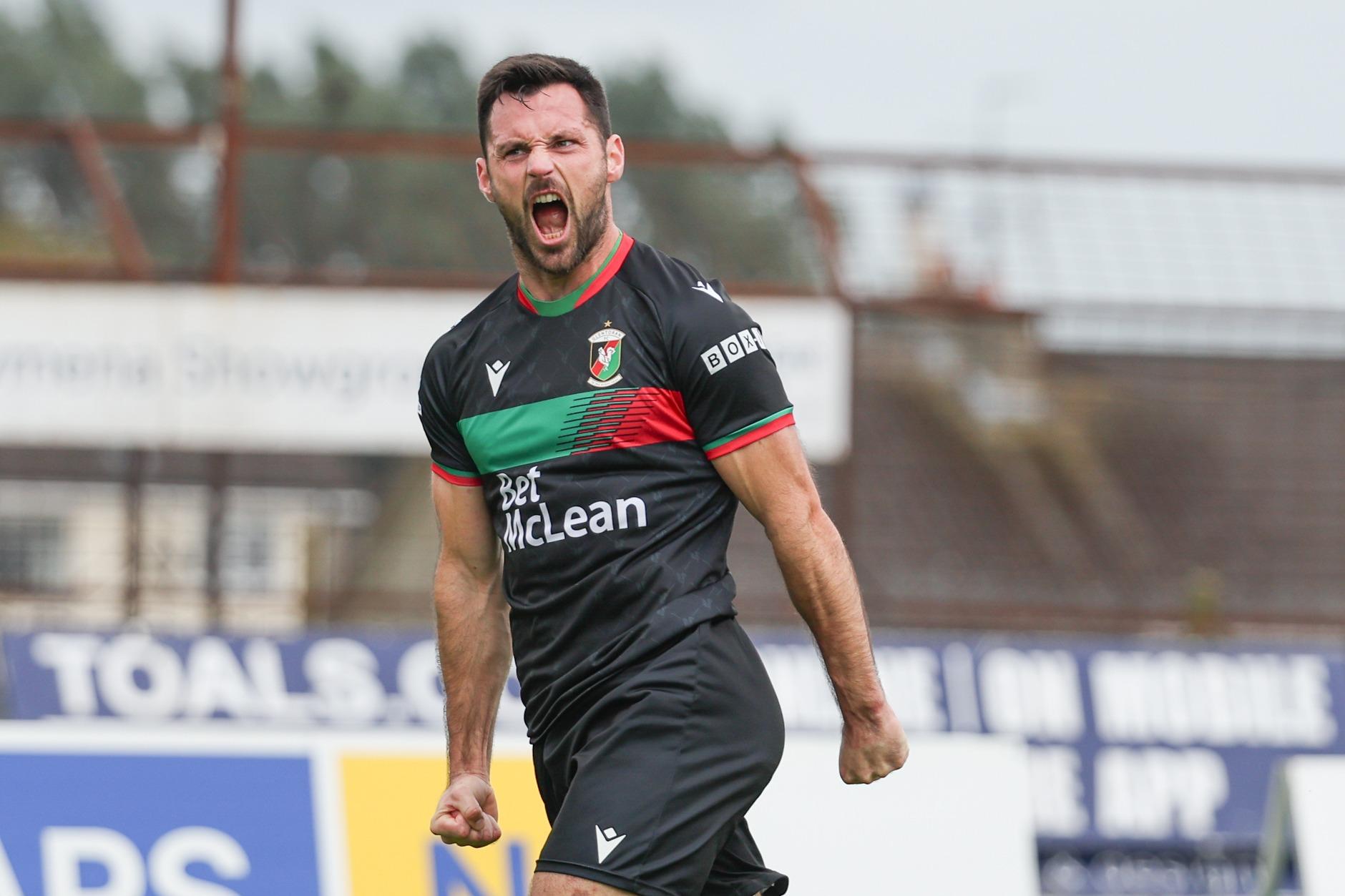 Pat Hoban marks first Premiership start with goal as unbeaten Glentoran ...