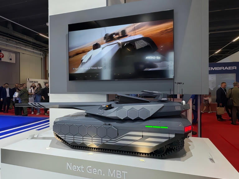 ‘New’ K3 Main Battle Tank Looks Like a B-21 Raider Stealth Bomber