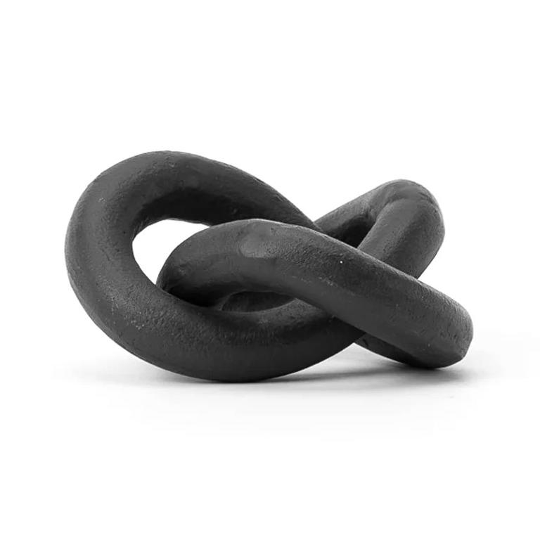 Kourtney Kardashian’s ultra-modern entryway is a monochrome masterpiece ...