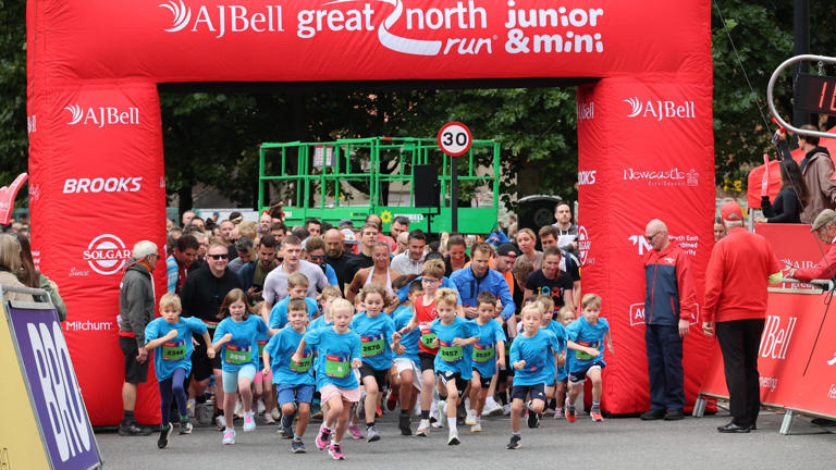 Great North Run: Gladiators start children's races