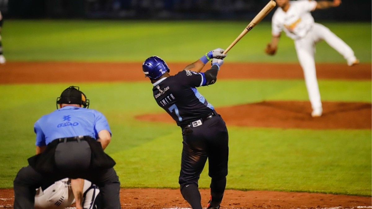 LMB: Commentators' Reaction to Controversial Double Play Sparks Debate ...