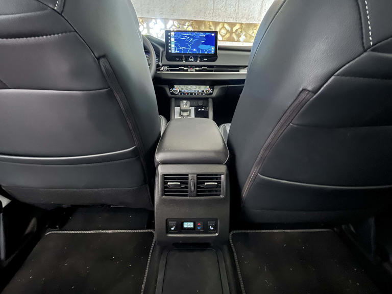 Probamos el Mitsubishi Outlander PHEV 2025: un SUV híbrido enchufable ...