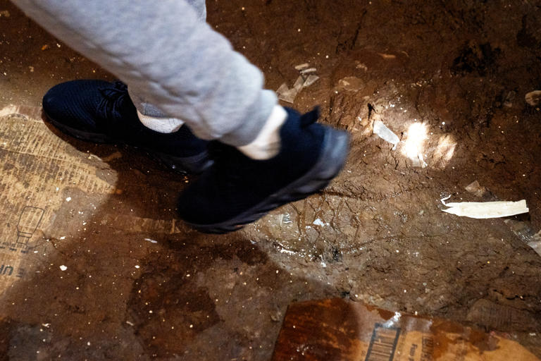 Aging homes are crumbling across the U.S. Should government pay to fix ...