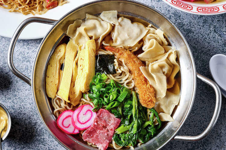The casual Hawaii restaurant chain with the 'best fried chicken in the ...