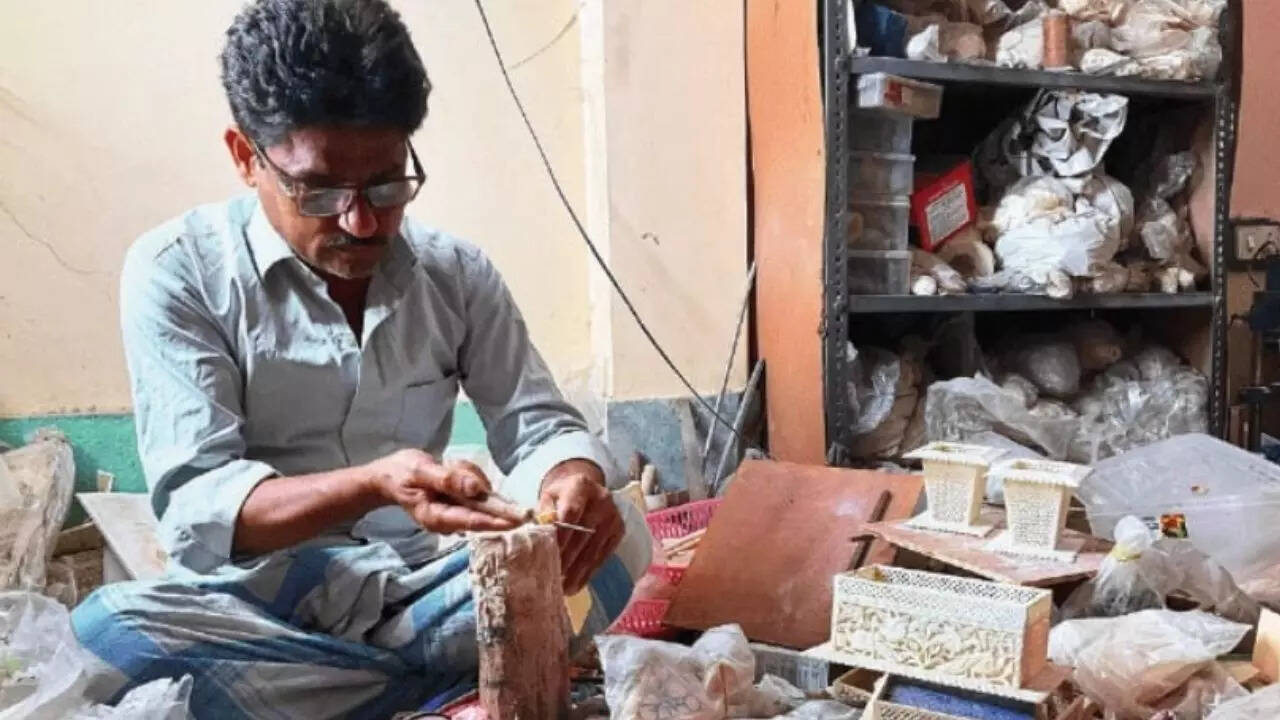 Celebrating 250 years of heritage in Lucknow: Bone carving, an ancient ...
