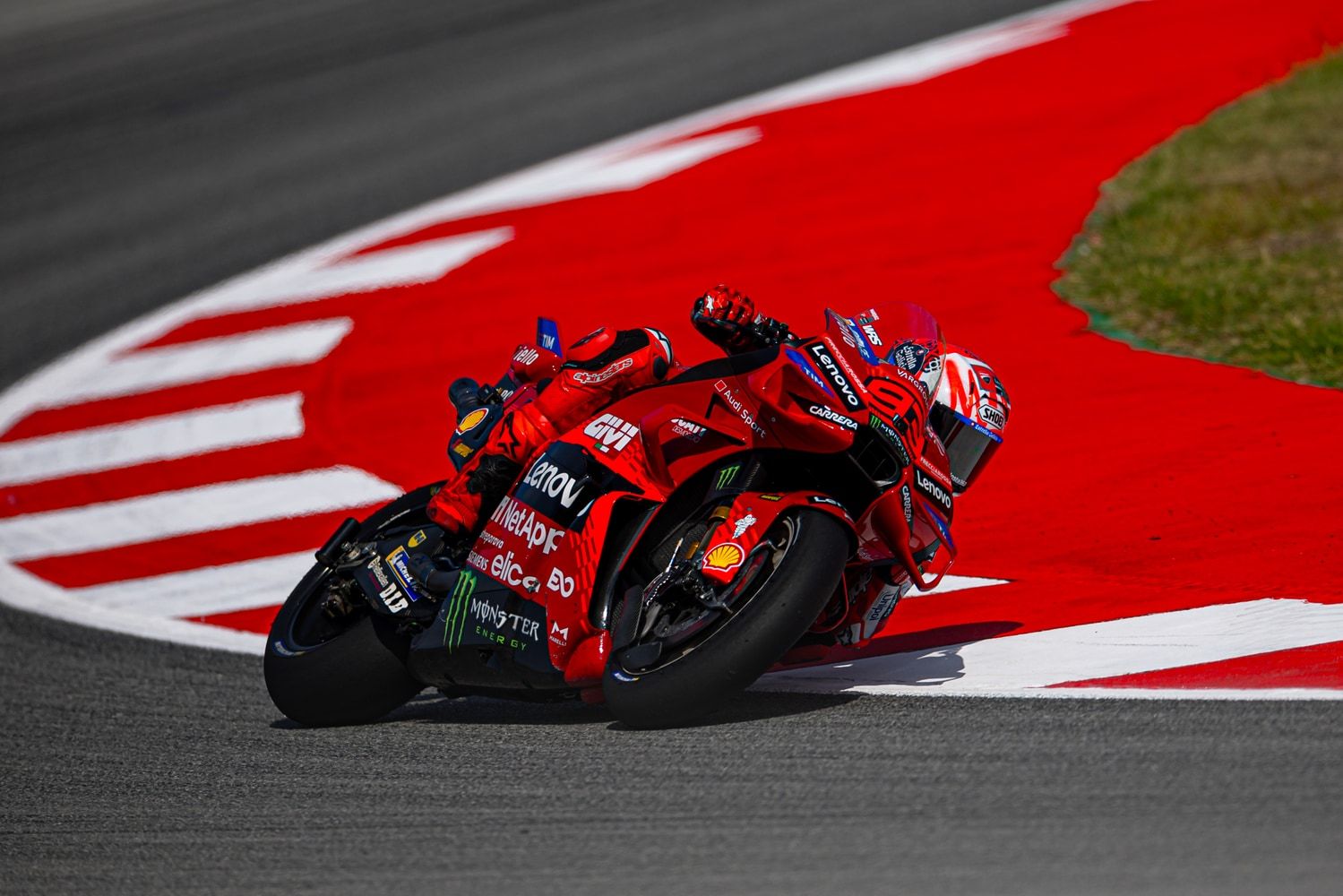 Marc Marquez Disebut Pembalap Komplit usai Mengawal Adiknya Memenangi ...