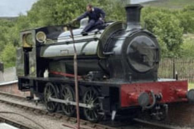 Thomas the Tank Engine star rolls back into town for steam gala