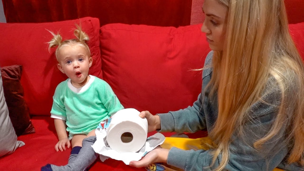 Funny Reactions to Silly Birthday Gifts for Posie