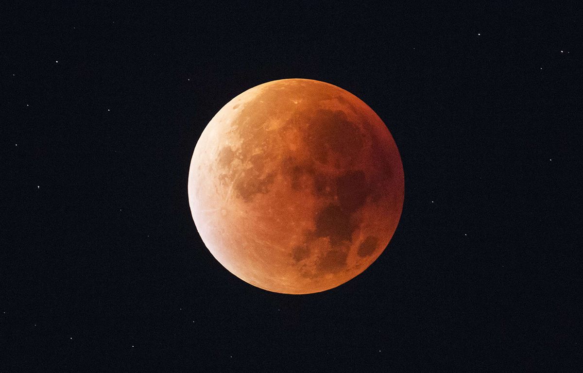 Éclipse lunaire : Ne manquez pas la pleine lune rouge à observer ce 7 ...