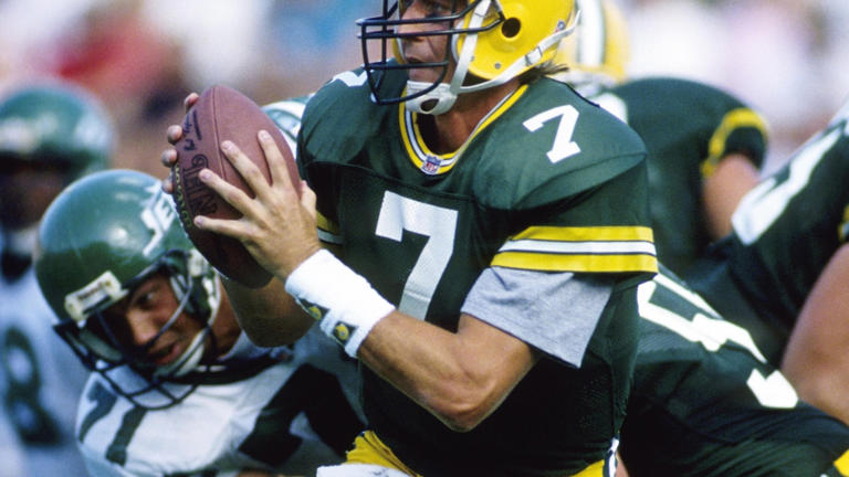 Green Bay Packers: former Pro Bowl Quarterback cited for choking man in ...