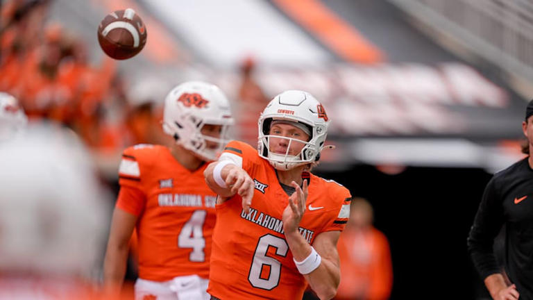 Live Score Updates: Dakorien Moore Scores First Touchdown as Oregon Duck