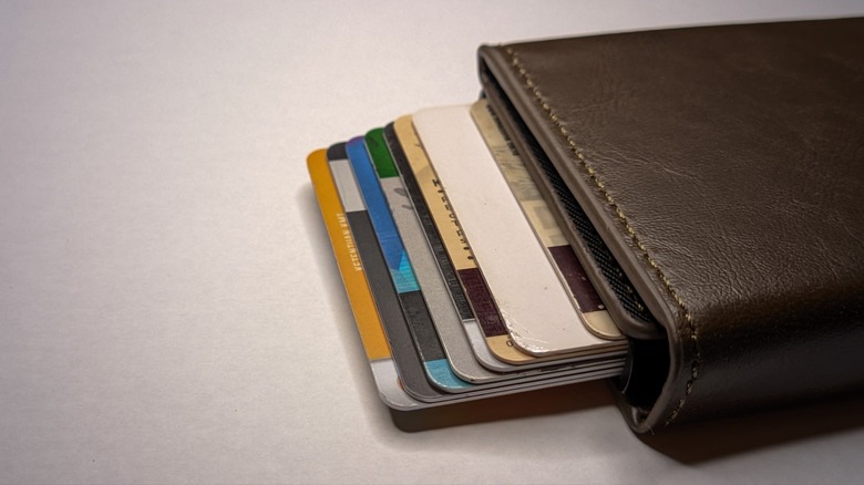 What Is An RFID Wallet & How Does It Protect Your Information From ...