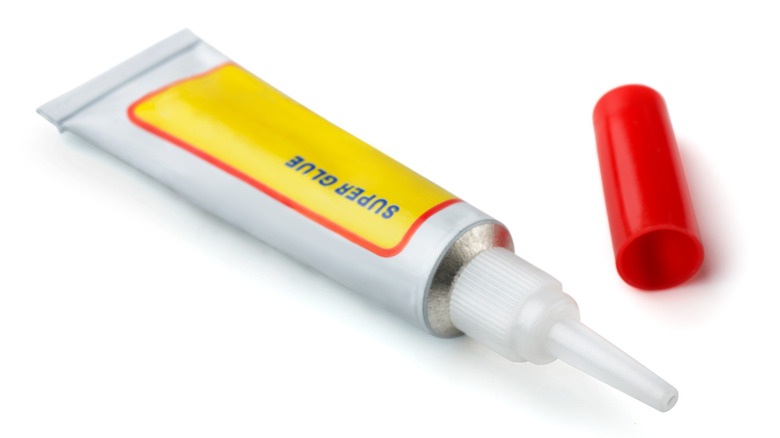 12 Super Glue Removal Hacks You Probably Haven't Thought Of Before