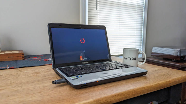 Why I installed Linux on an old laptop instead of a Raspberry Pi