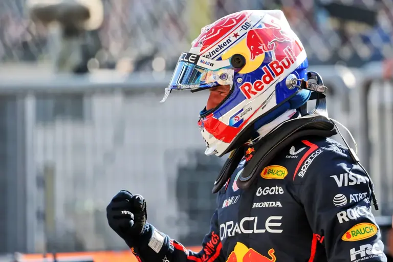 'Tremendous' Verstappen earns big praise after 'laser-guided' drive at ...