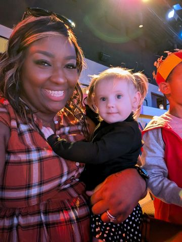 Black Woman Discusses How She Handles Comments About Her Blonde-Haired ...