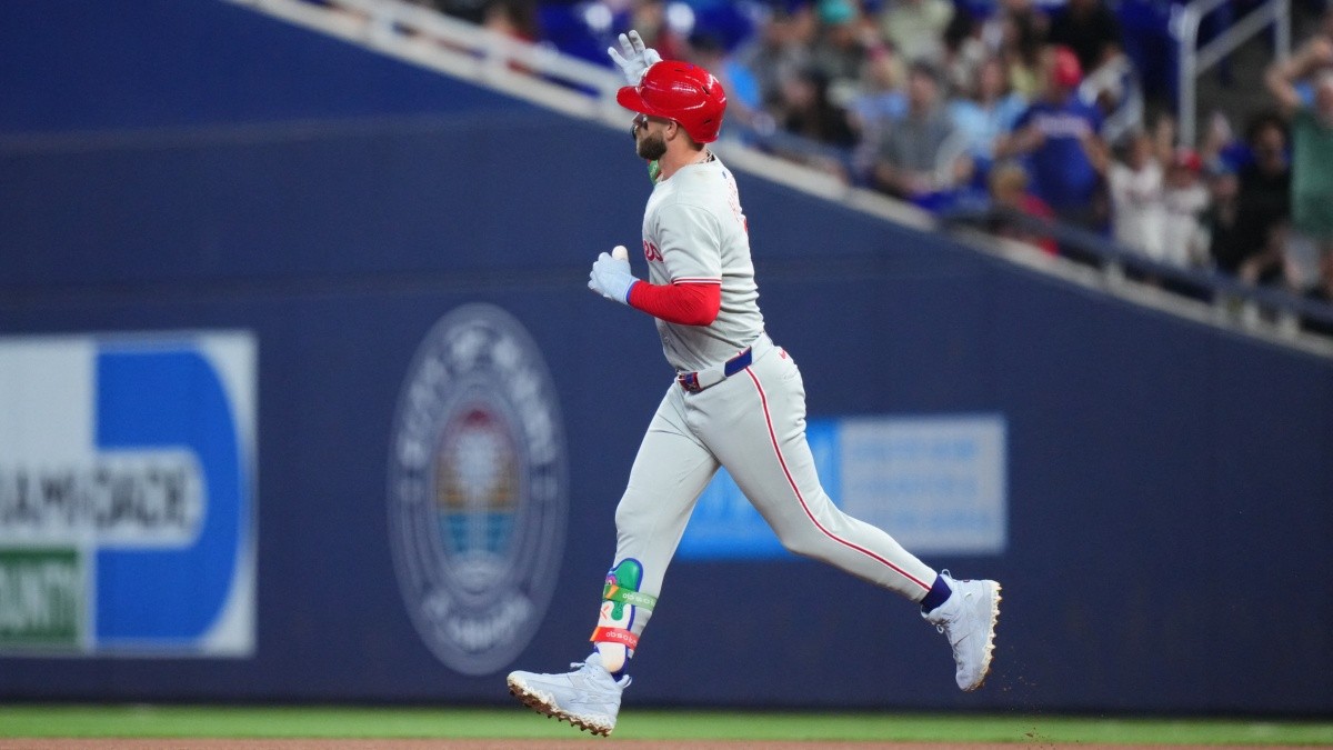 MLB: Bryce Harper rinde emotivo homenaje al recién fallecido Davey Johnson