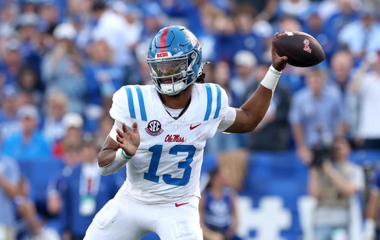 Austin Simmons injury: Ole Miss QB not on final report for Arkansas game