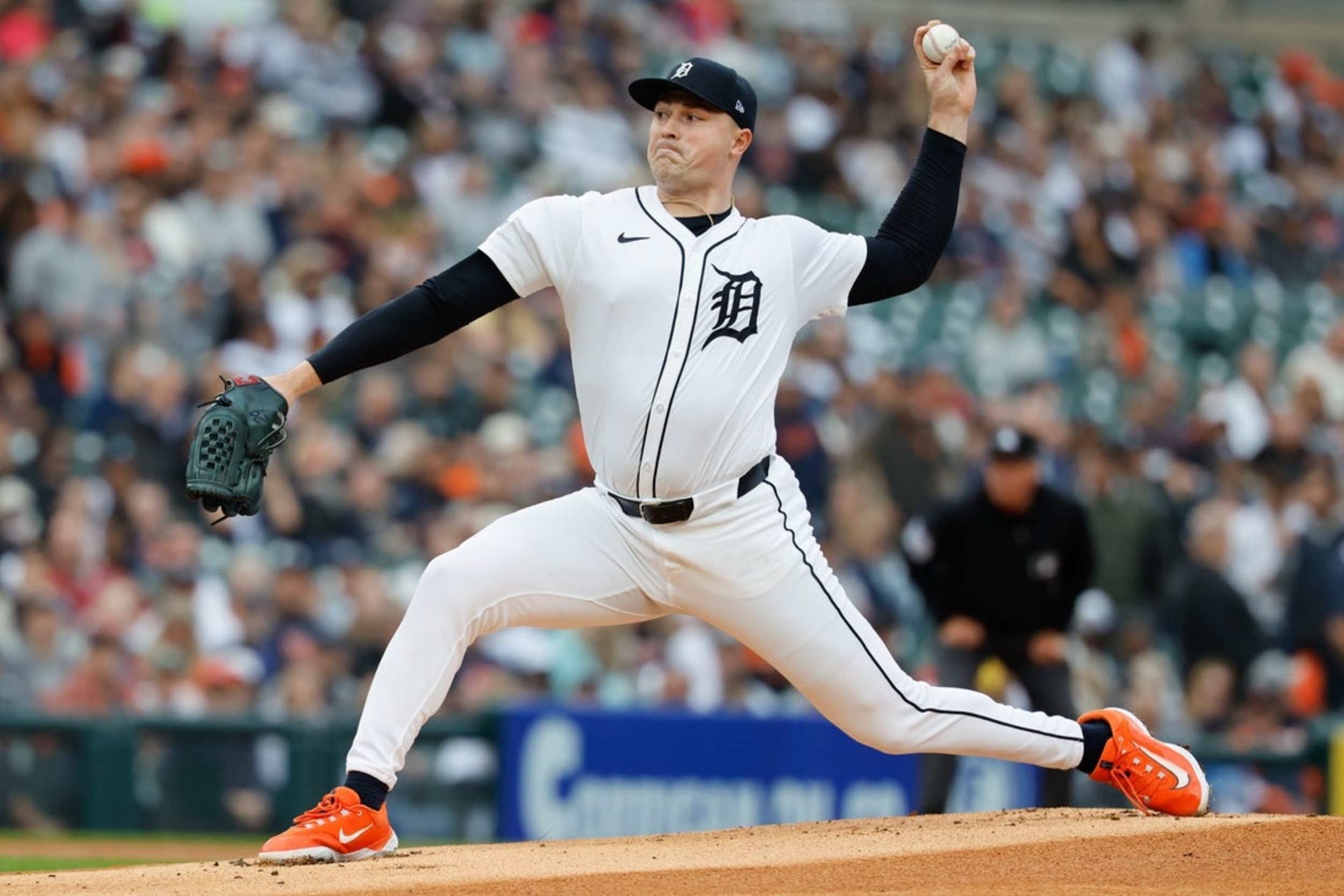 Cy Young winners face off as Tigers, Marlins open series