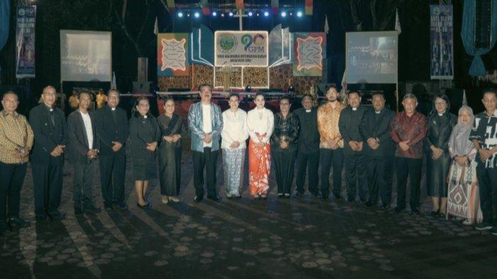 Gubernur Maluku–Maluku Utara Satu Frame di HUT GPM ke 90 di Bumi Saruma